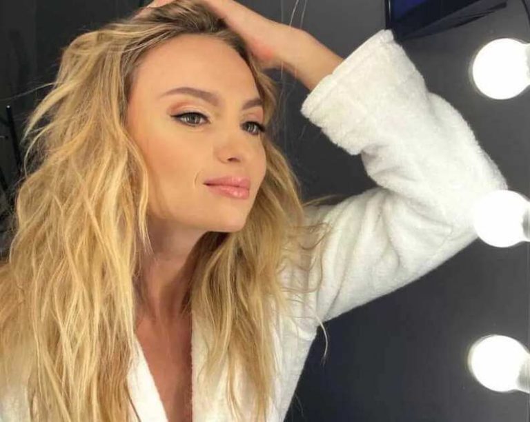 Aurélie Pons wikipédia, biographie, épouse, origine, mari, nouveau ...